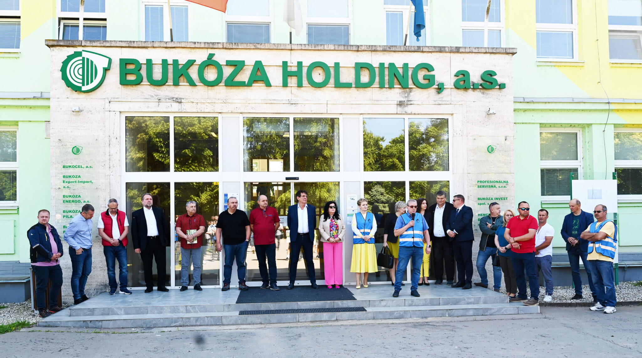 BUKÓZA Holding má nového investora - českú investičnú skupinu RIQ ...